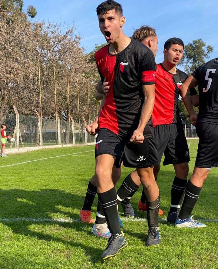 Lucas Picech fue convocado para el partido de Colón » Reconquista.com.ar